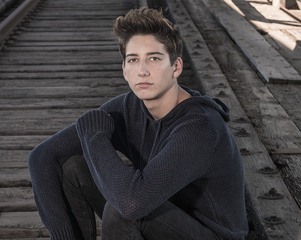image 3 – Milo Manheim